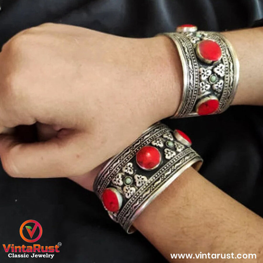 Antique Tribal Red Stone Handcuffs – Vintarust