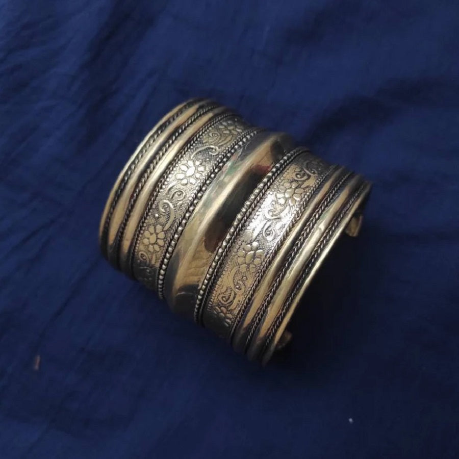 Tribal Vintage Light Weight Single Handcuff – Vintarust